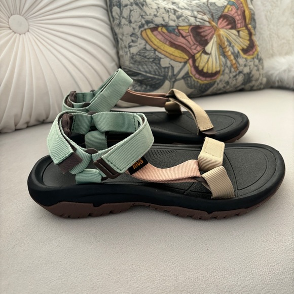 Teva | Shoes | Teva Hurricane Xlt2 Sandals Basil Maple Sugar Multi New ...
